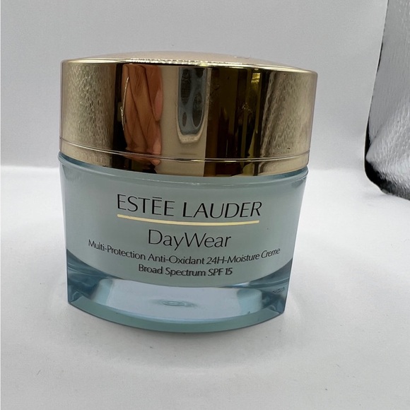 Estee Lauder | Skincare | Este Lauder Daywear 7 Ounceno Boxnever Used ...